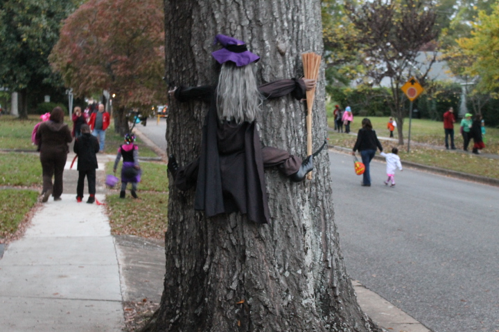 Halloween At Glenwood Terrace 2014 - Geek Alabama