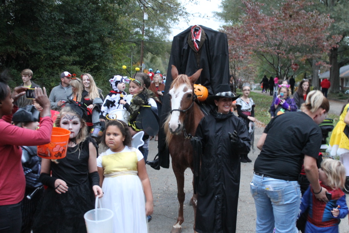 Halloween At Glenwood Terrace 2015 - Geek Alabama