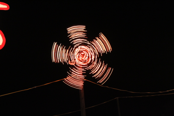 See Pictures And Video From The Gilley’s Christmas Lights 2017 - Geek ...