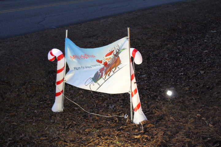 Pictures And Video From The Gaddy’s Christmas Light Display In ...