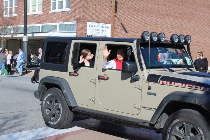 See Video And Pictures From The Gadsden, Alabama Christmas Parade 2019 ...