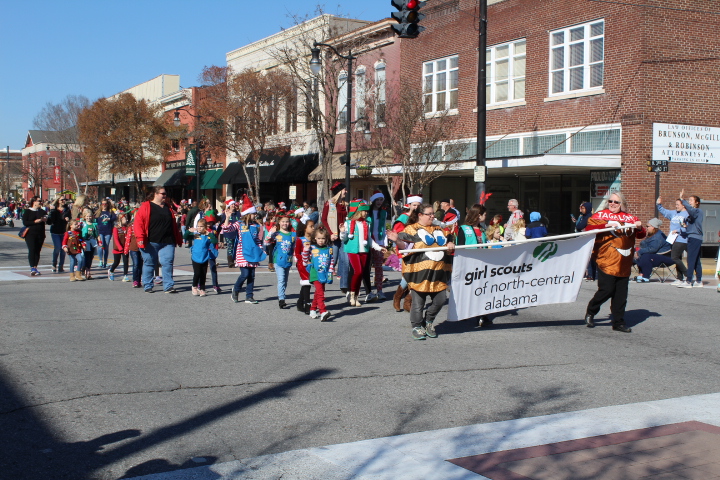 See Video And Pictures From The Gadsden, Alabama Christmas Parade 2019 ...