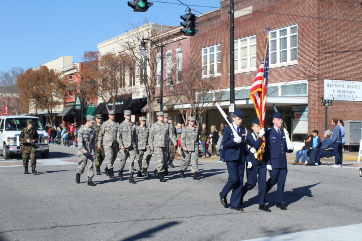 See Video And Pictures From The Gadsden, Alabama Christmas Parade 2019 ...