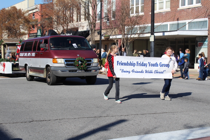 See Video And Pictures From The Gadsden, Alabama Christmas Parade 2019 ...