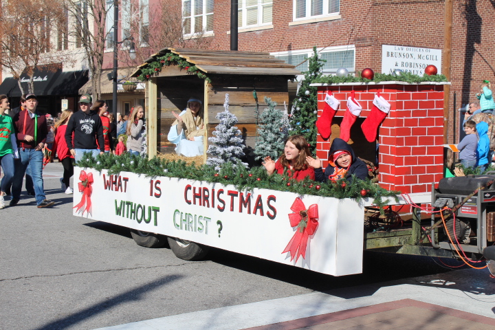 See Video And Pictures From The Gadsden, Alabama Christmas Parade 2019 ...